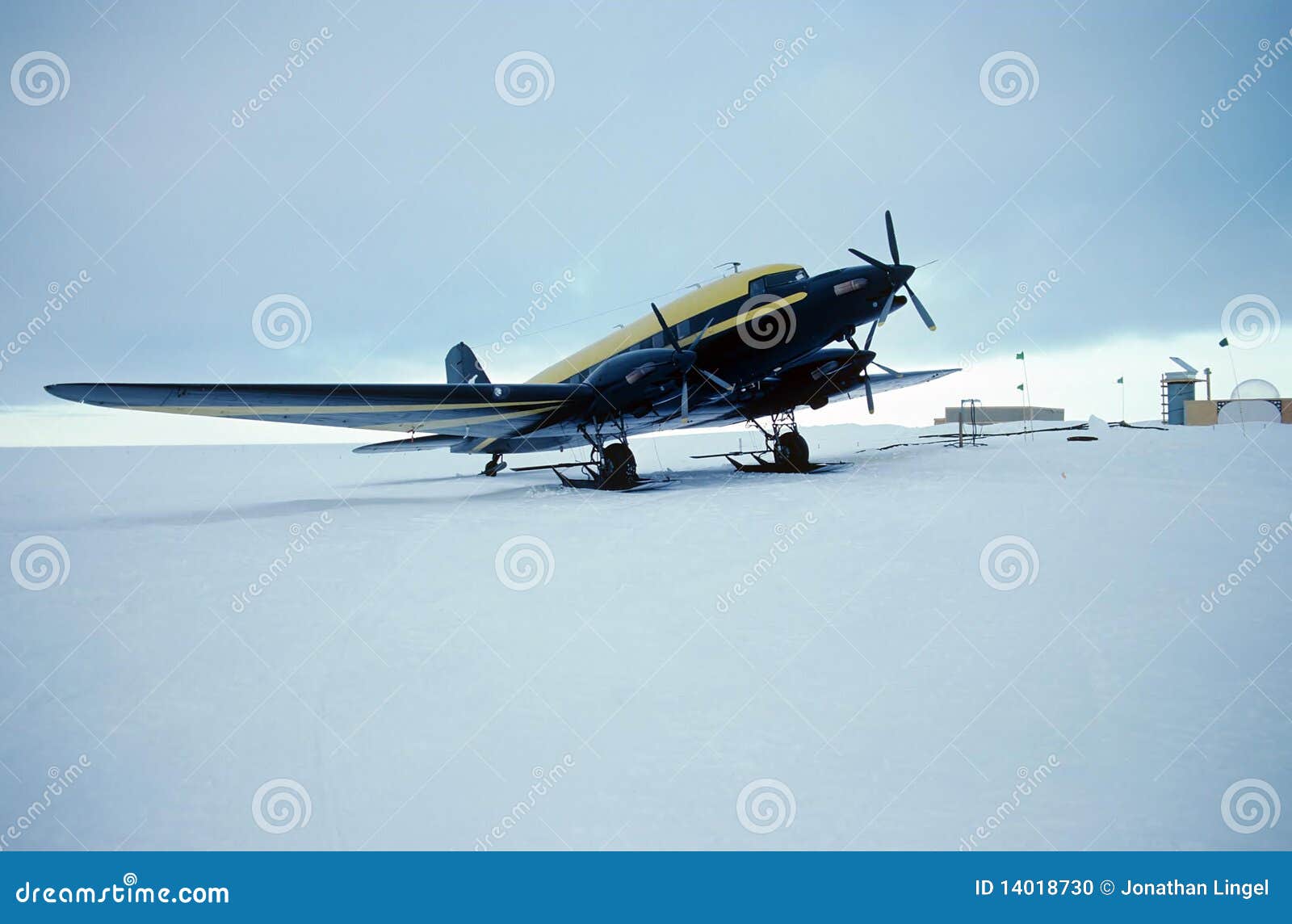 Ski plane stock photo. Image of summits, turbo, exploration - 14018730