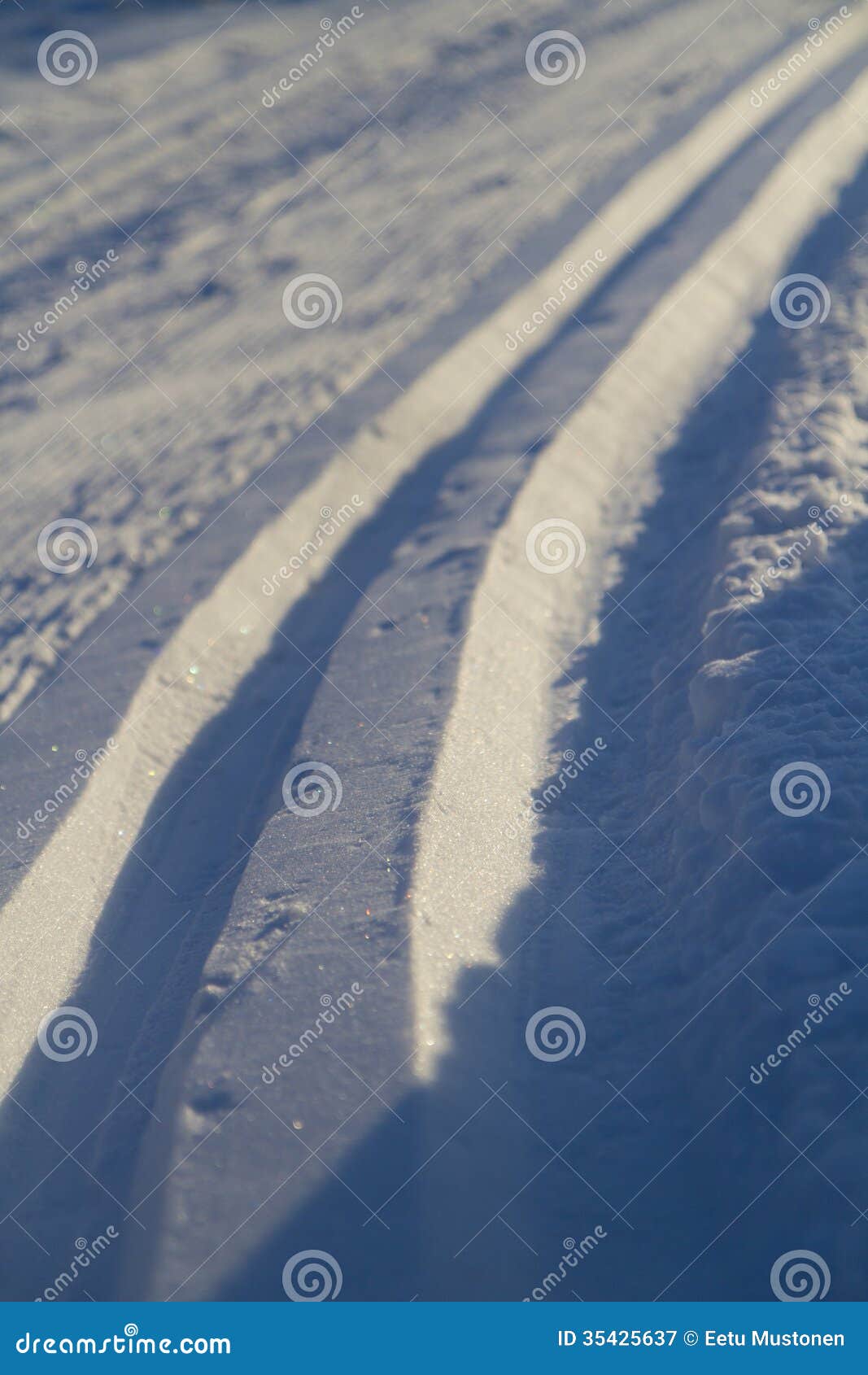 Ski track stock image. Image of exercise, activity, curve - 35425637
