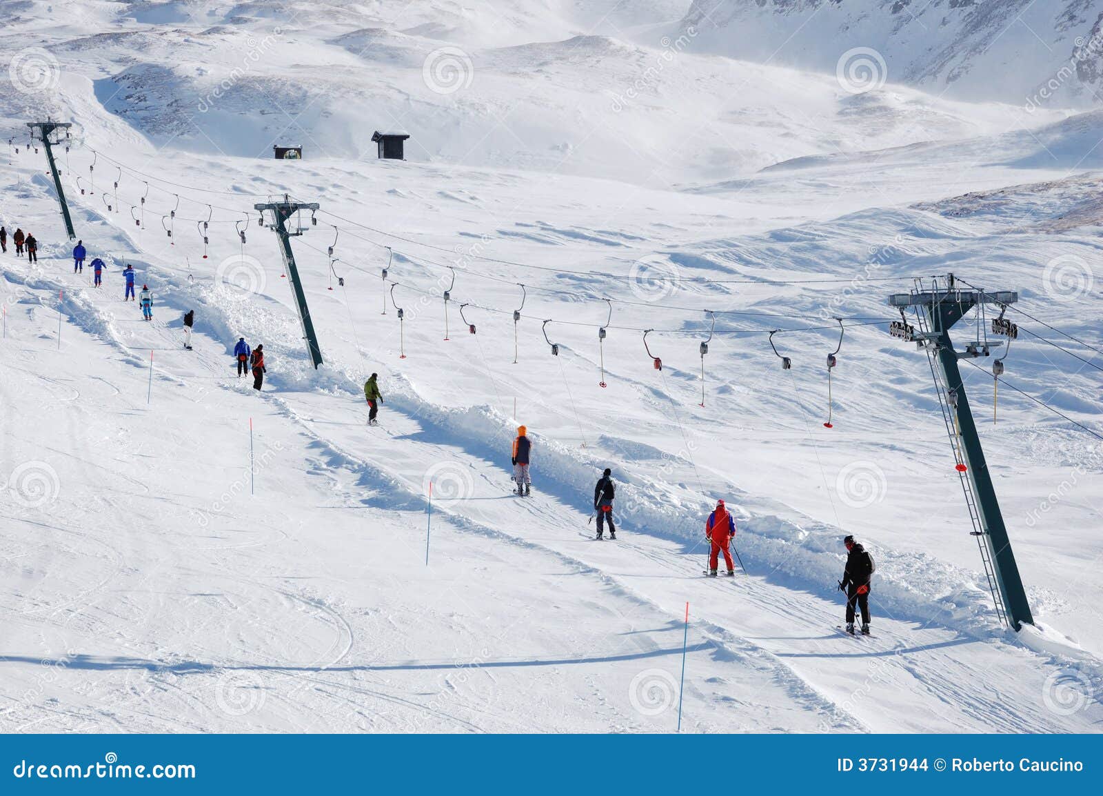 Skilift stockfoto. Bild von rücksortierung, kalt, szenisch - 3731944
