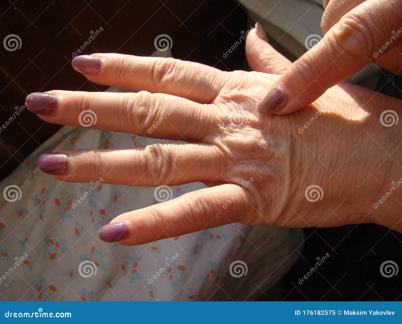 Skin aging stock image. Image of brush, soul, tendons - 176182575