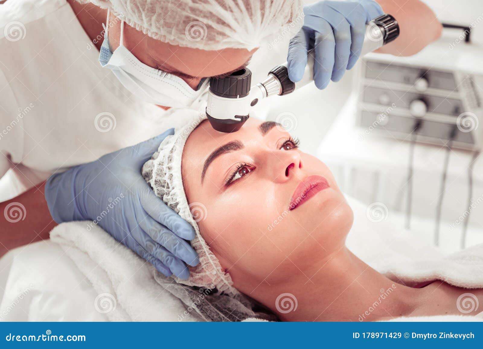 Cosmetologist Cleaning Skin of Client Using New Equipment Stock Image ...