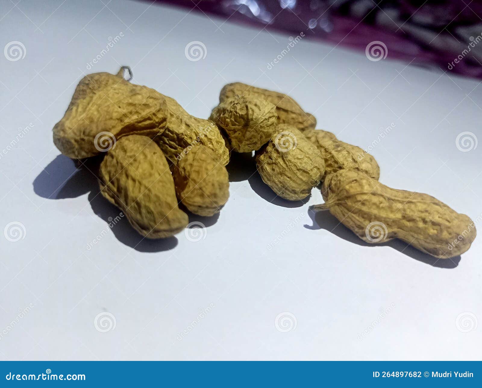 Skin nuts stock photo. Image of blaze, sugar, meat, fire - 264897682