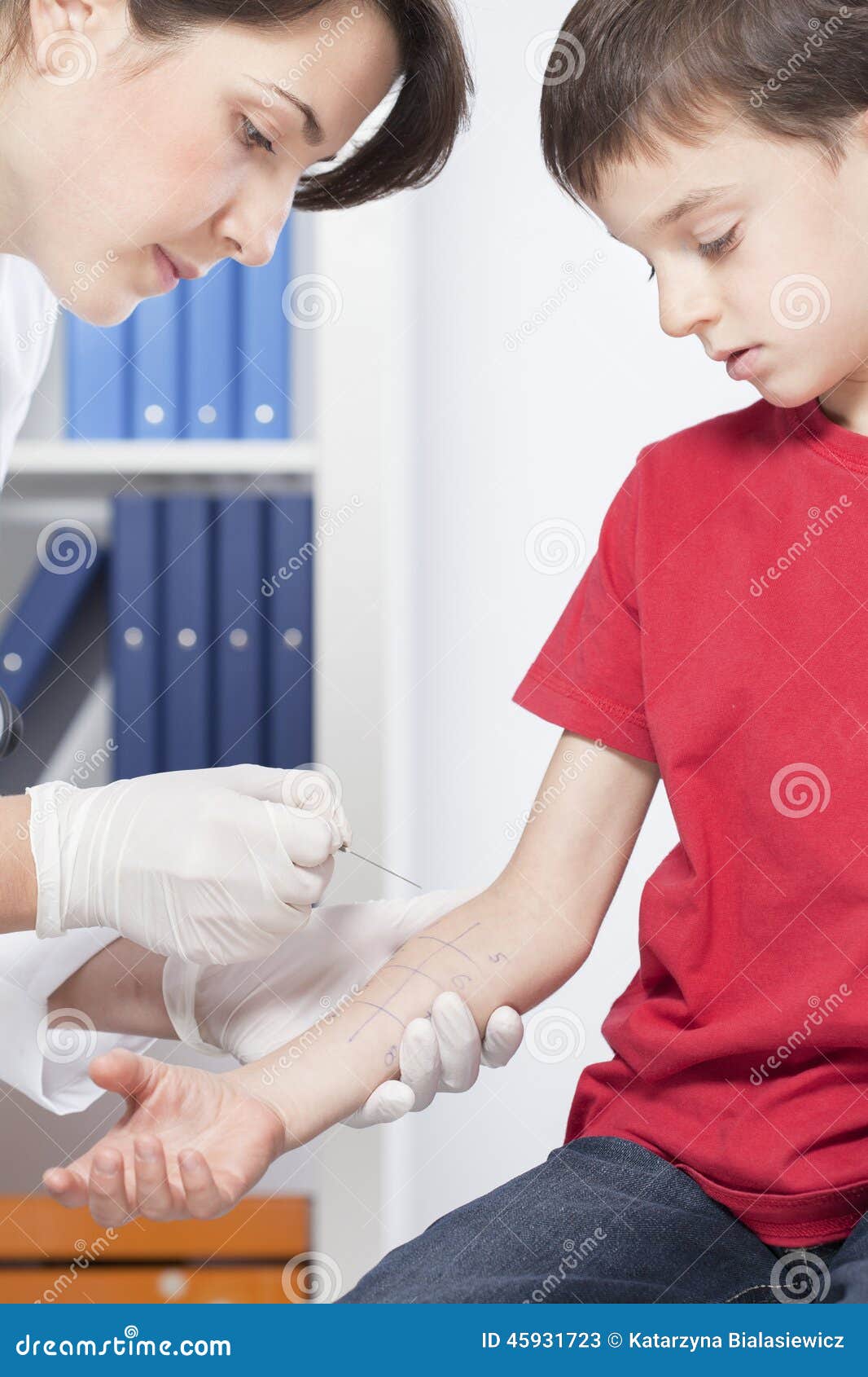Skin allergy test stock image. Image of doctor, check - 45931723