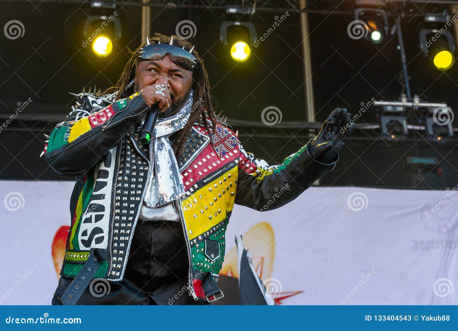 Skindred redactionele stock foto. Image of zanger, reggae - 133404543