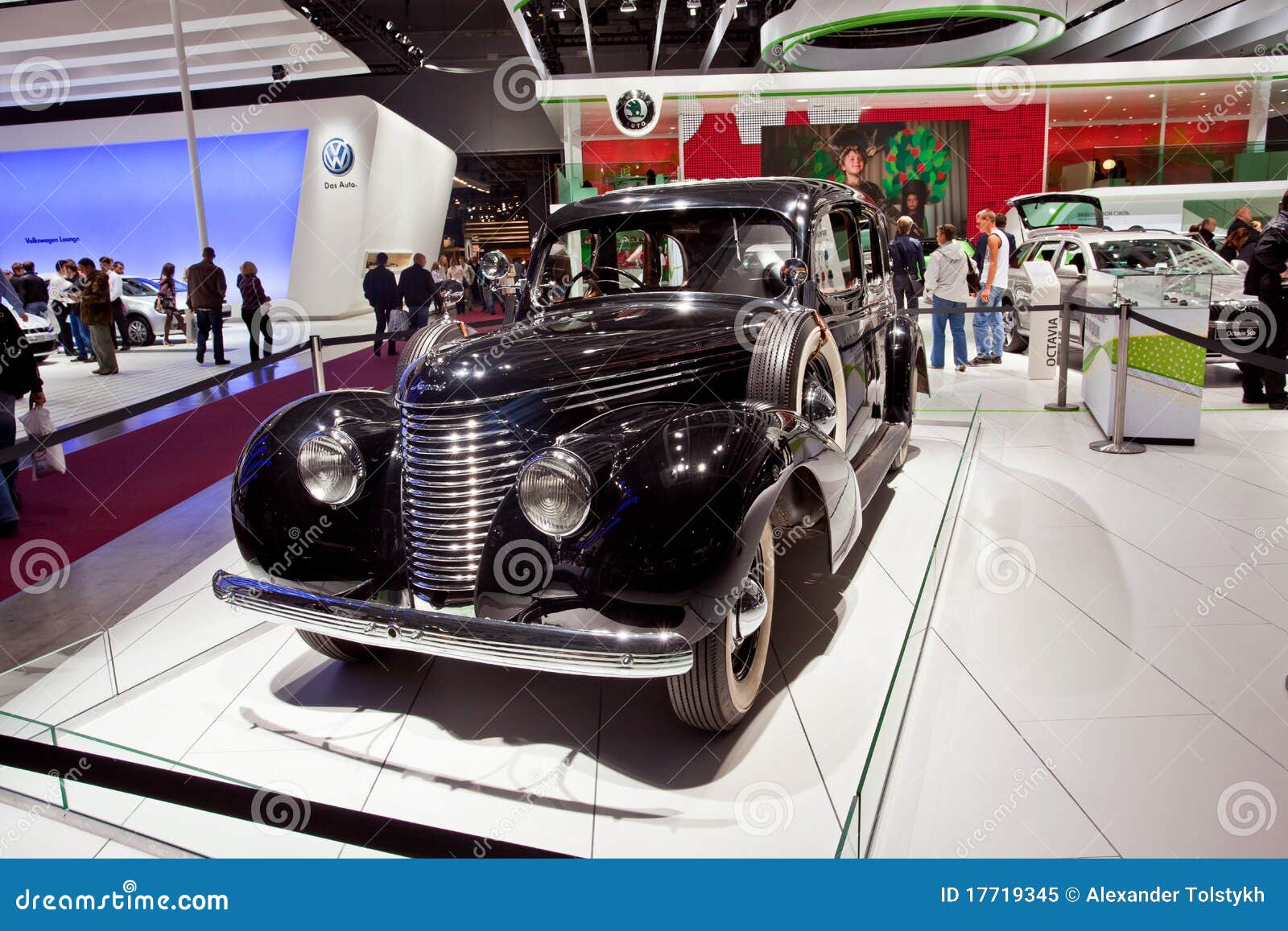 Skoda Superb old car editorial image. Image of auto, autosalon - 17719345