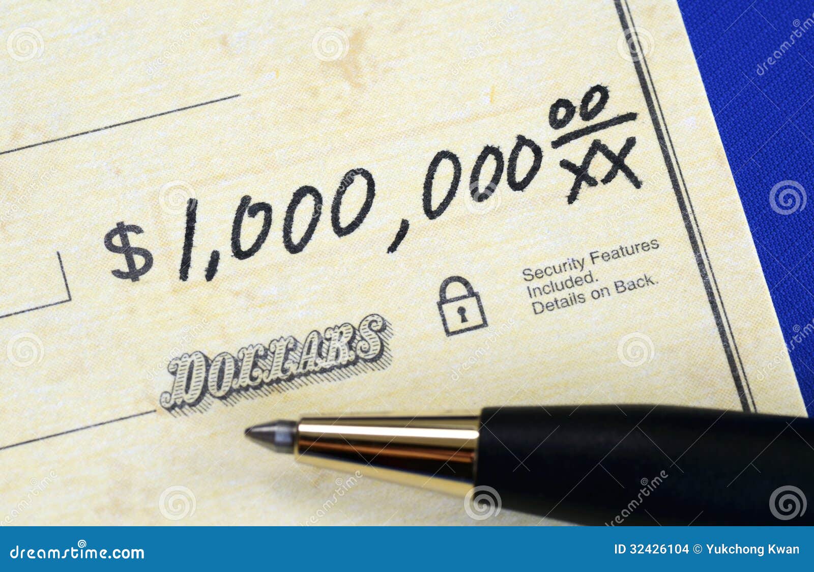 Skriv En Kontroll Av En Miljon Dollar Arkivfoto - Bild av betala ...