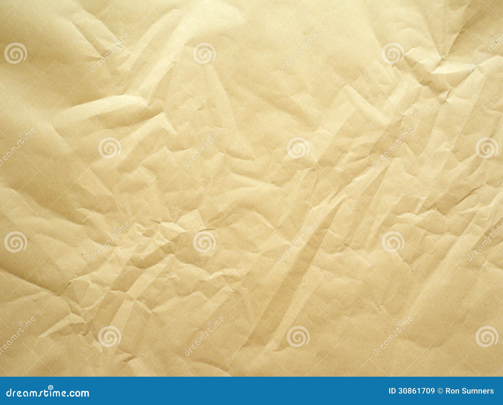 Skrynkligt papper fotografering för bildbyråer. Bild av ungefärligt ...