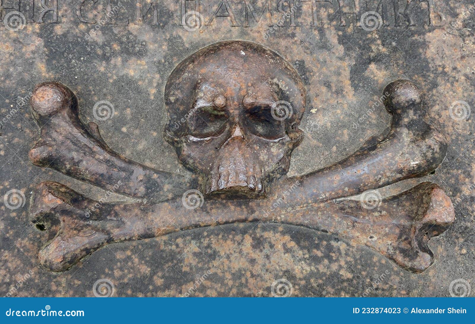Skull and Bones (dead Head) on the Gravestone Stock Image - Image of ...