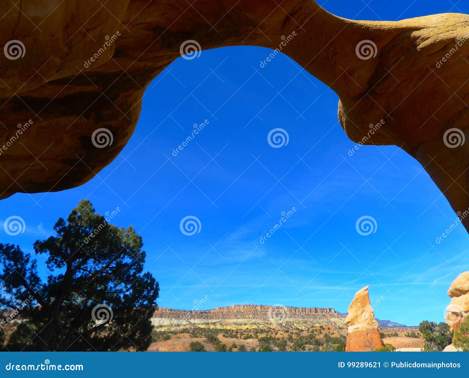 Sky, Arch, Rock, Natural Arch Picture. Image: 99289621