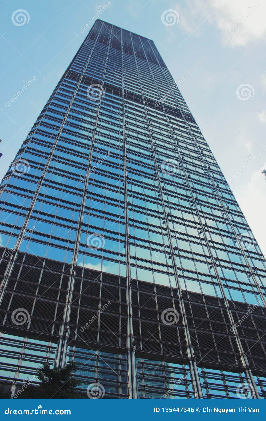 The Sky Crapper and the Sky Stock Photo - Image of home, building ...