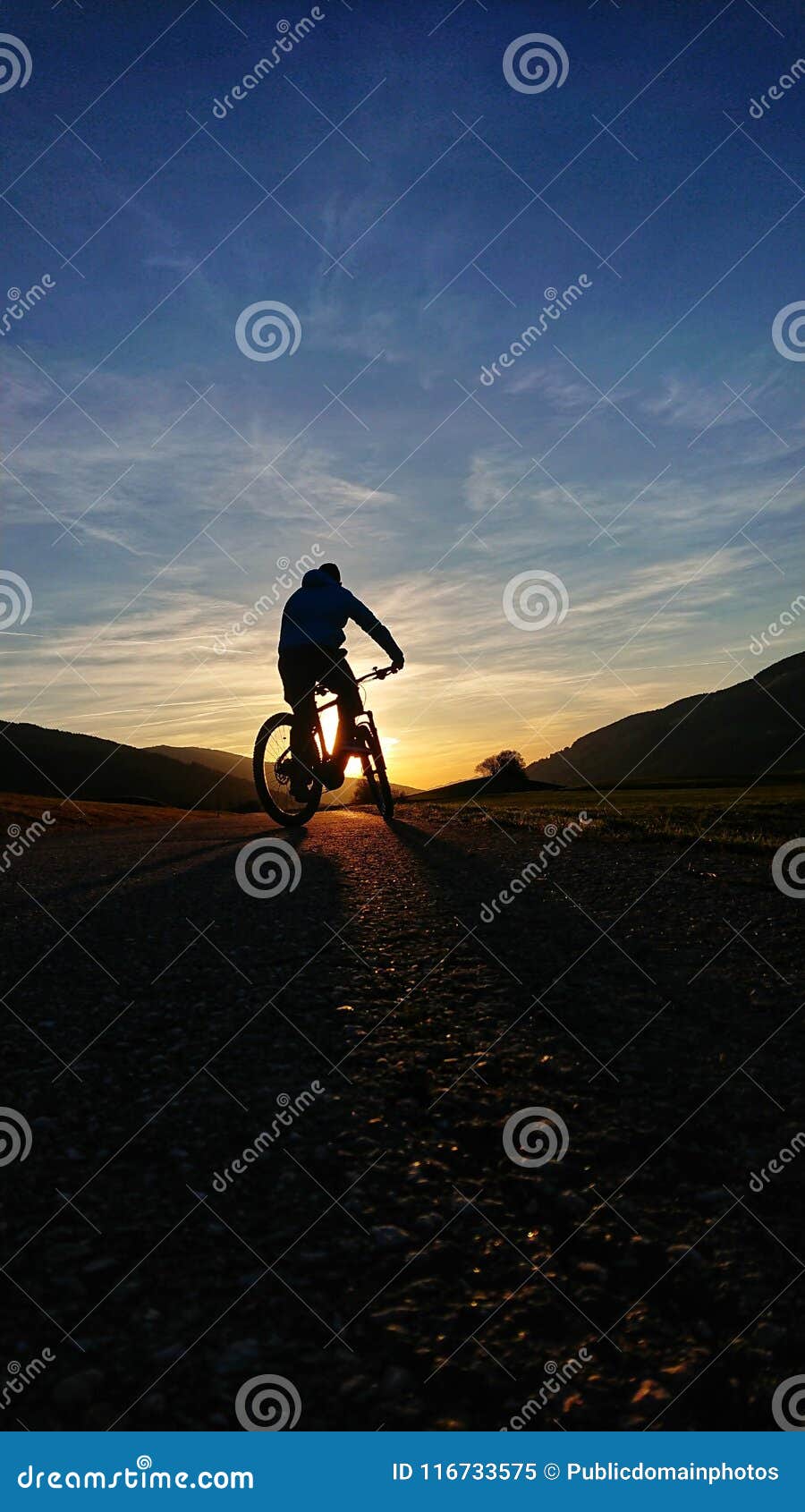 Sky, Cycle Sport, Cloud, Cycling Picture. Image: 116733575