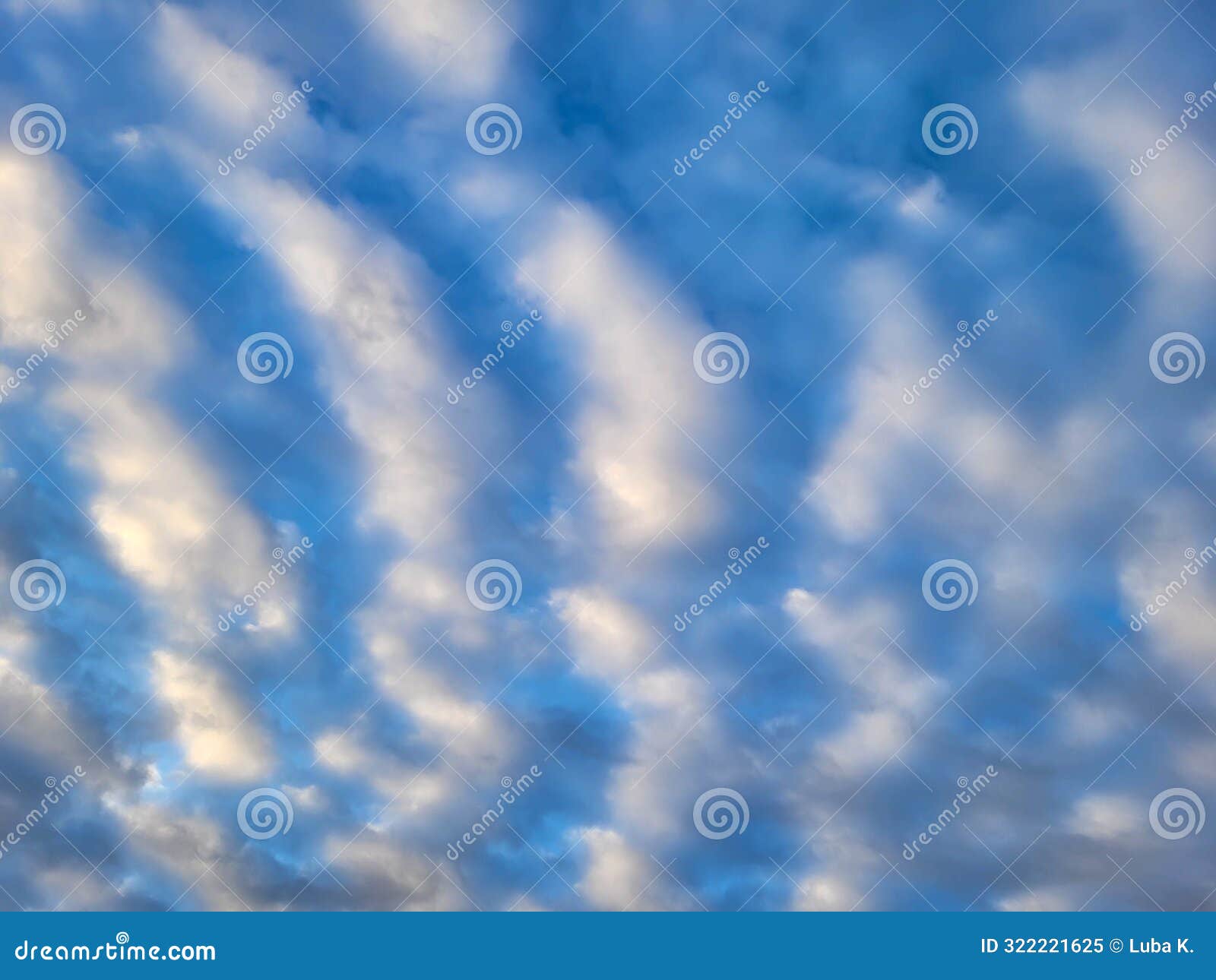 The Sky at Dawn with Clouds of Blue and Pink Shades Stock Image - Image ...