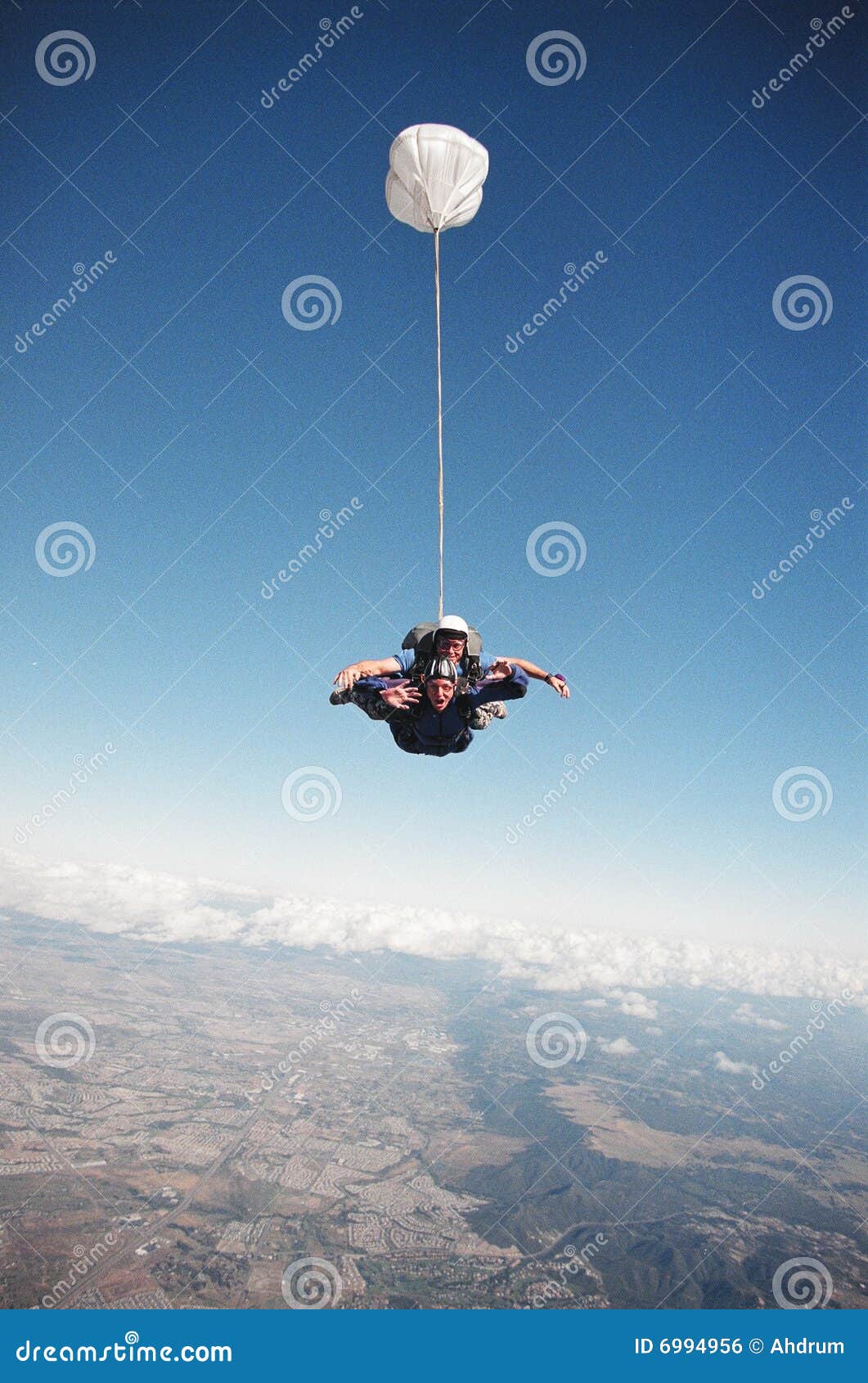 Sky Diving Free Fall stock photo. Image of goggles, diver - 6994956