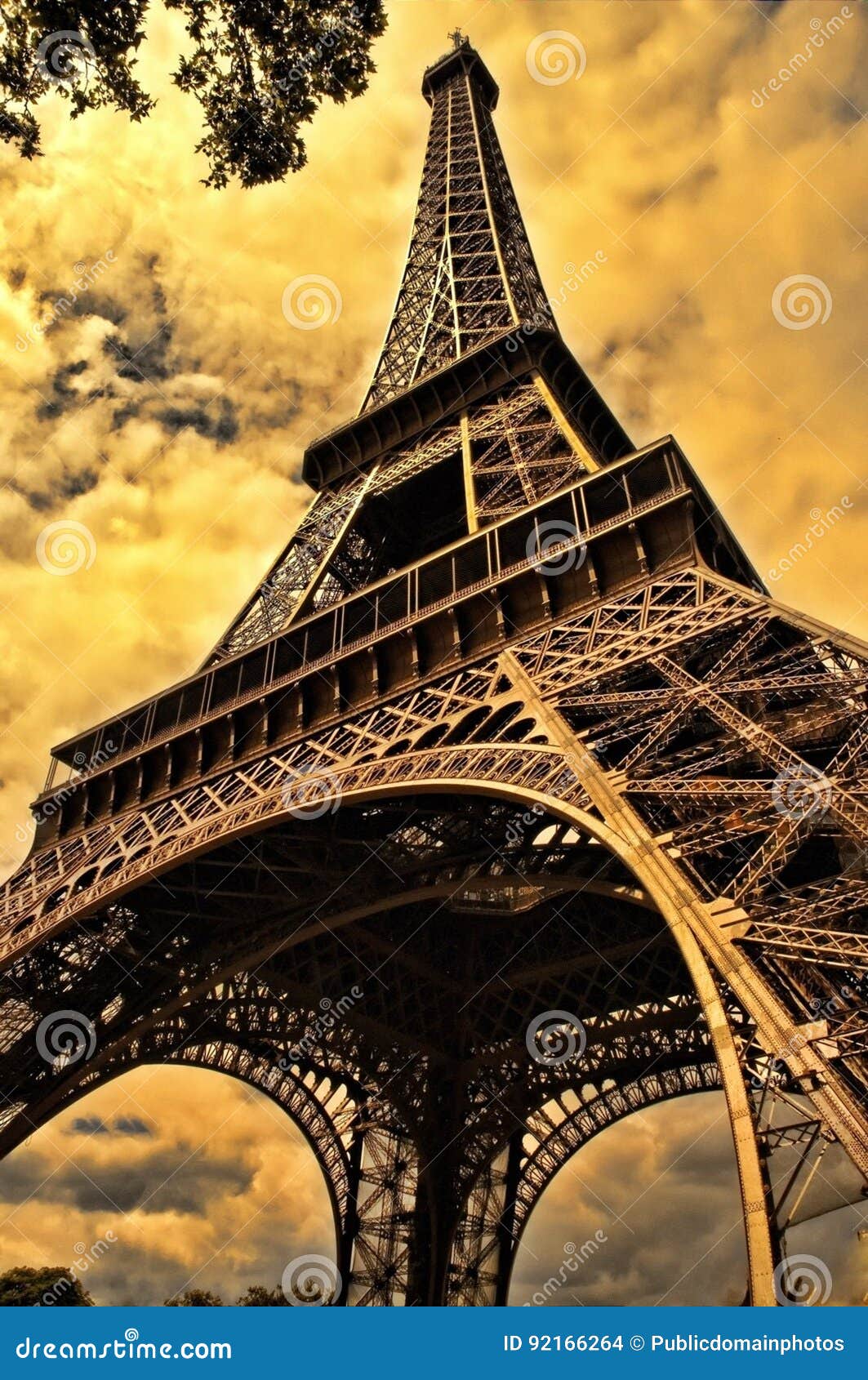 Sky, Landmark, Tower, Spire Picture. Image: 92166264