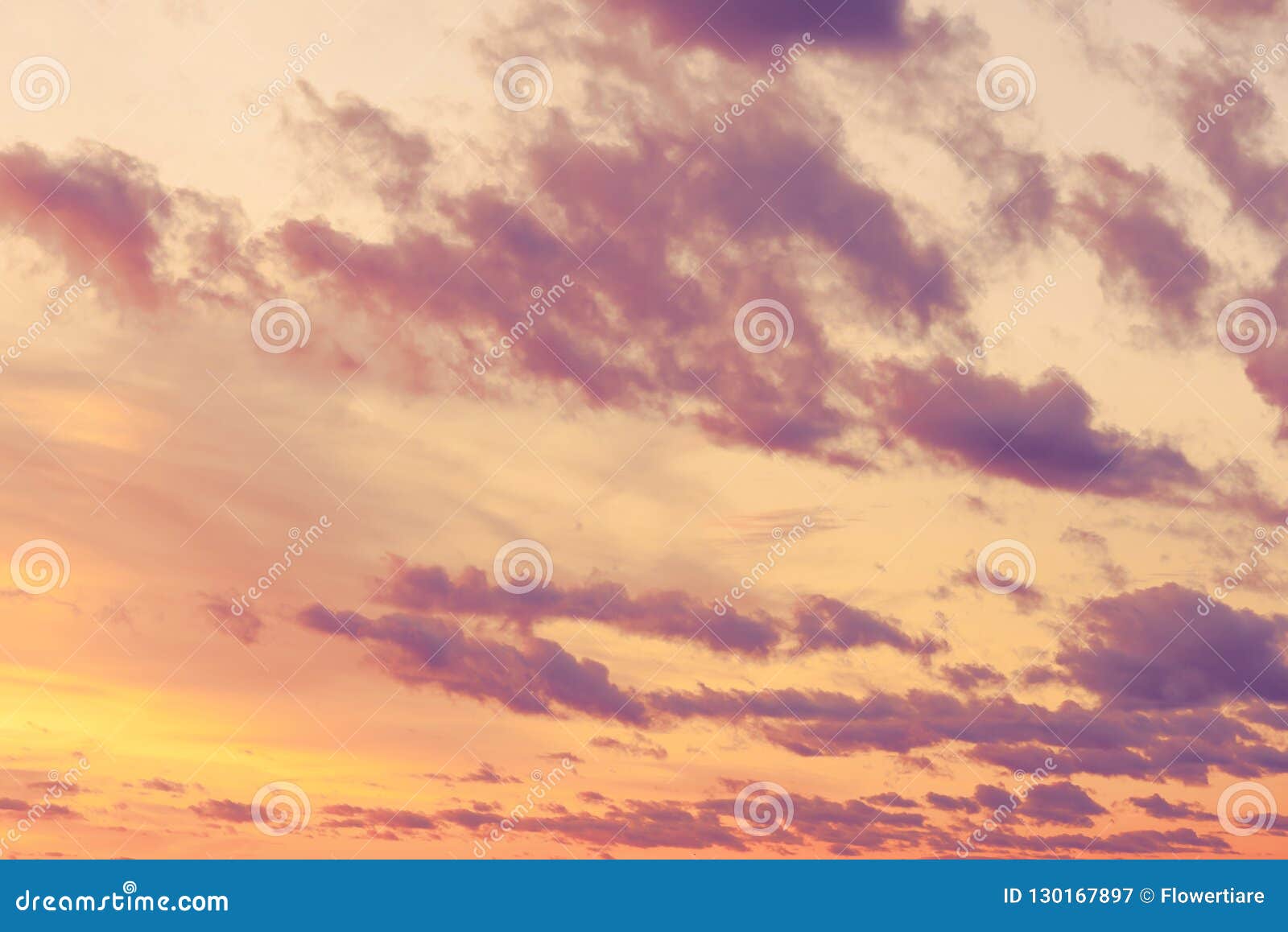 Sky in the Light Pink Pastel Colored of Sunset Clouds Cloud on the ...