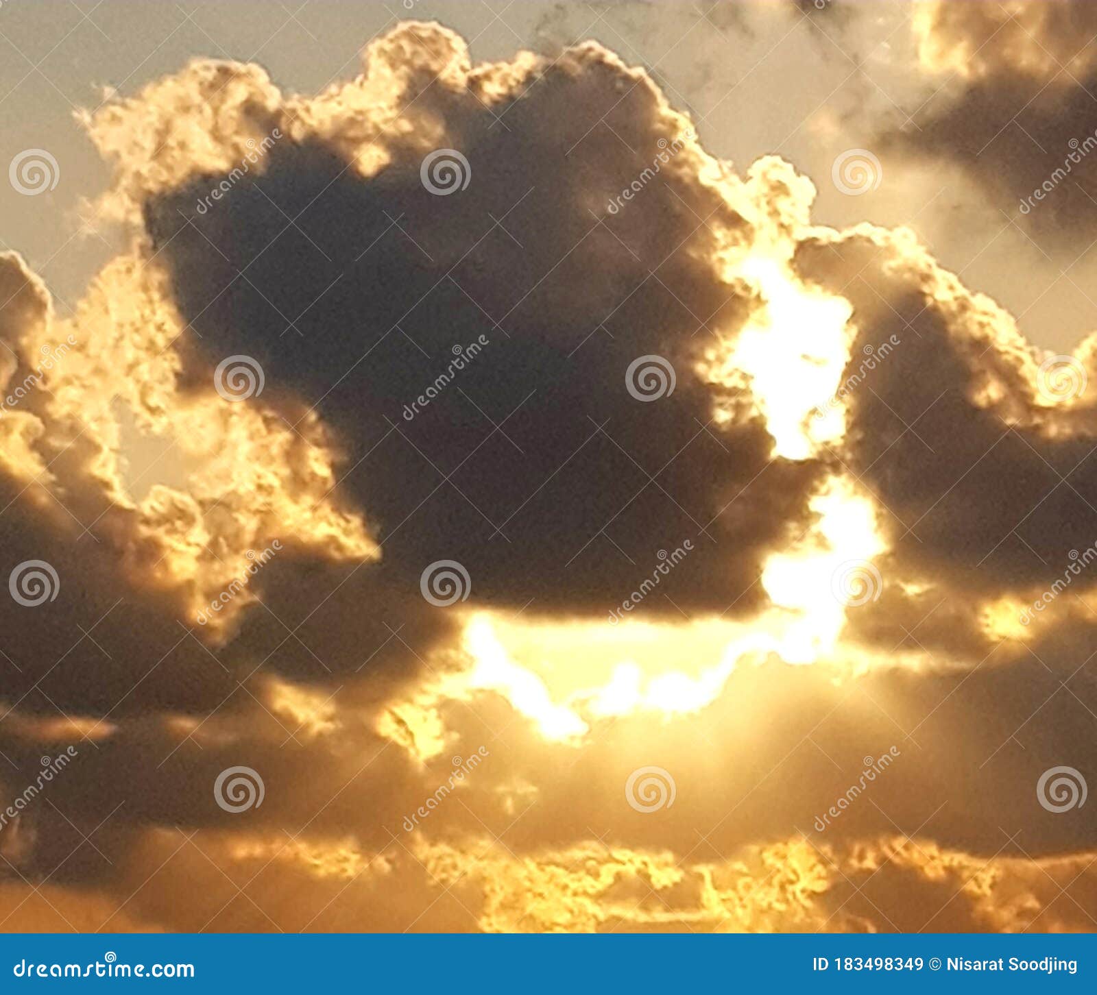 Sky Light Reflection Cloud Sunlight Stock Image - Image of light, cloud ...