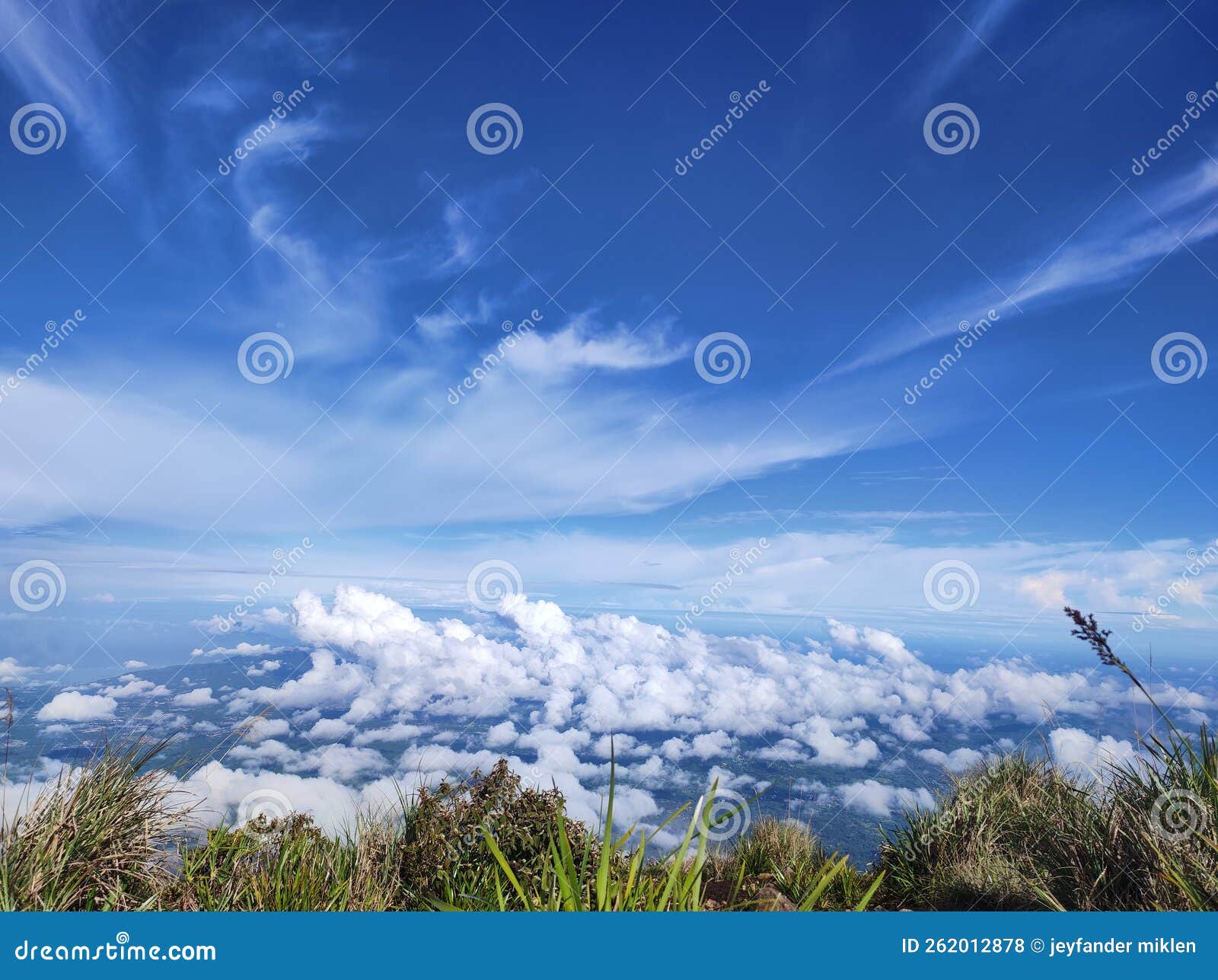 Sky Mounth Mountain Universe Panorama Earth Clouds Awan Stock Photo ...