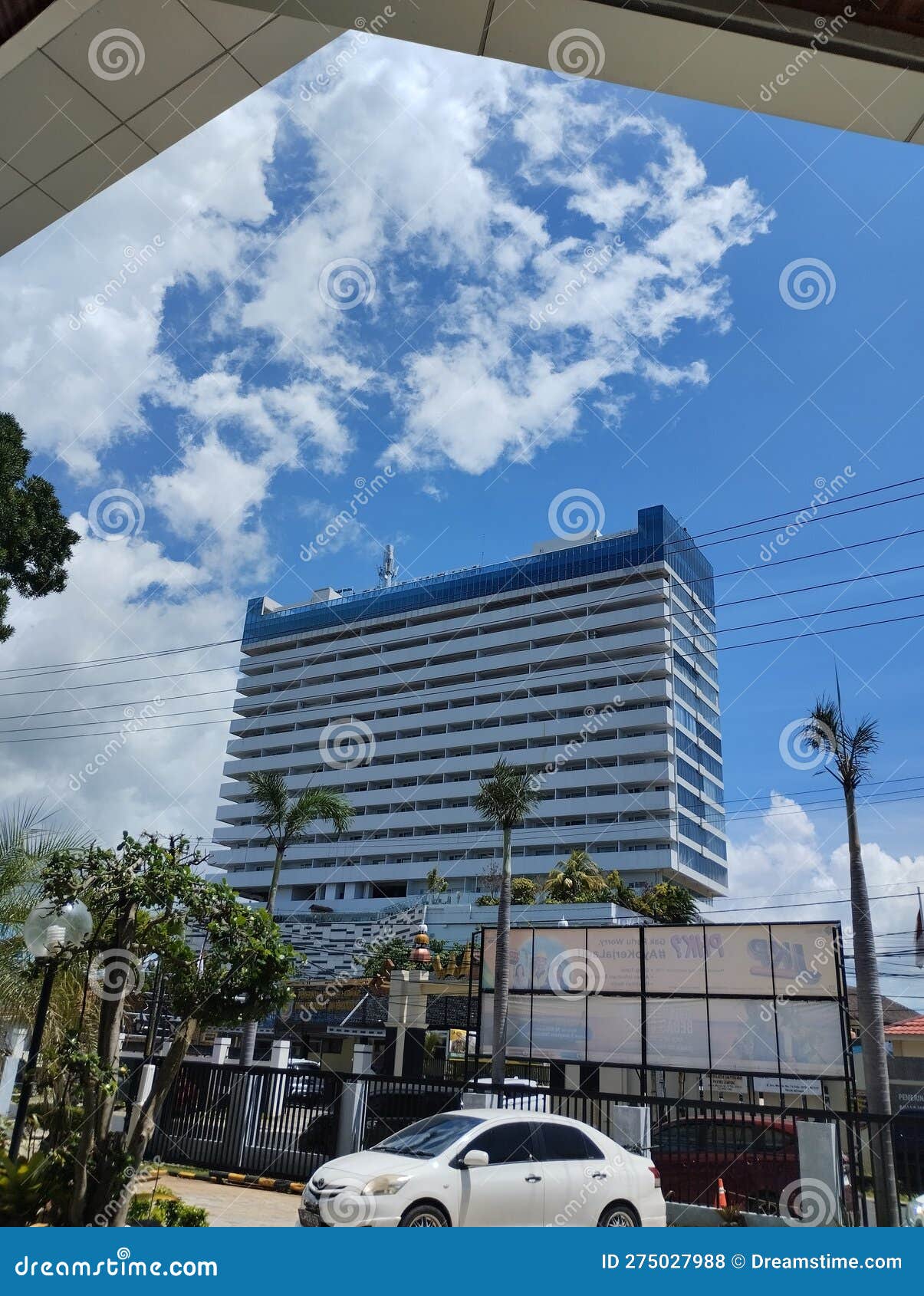 Sky noon clear in outside editorial stock photo. Image of clear - 275027988