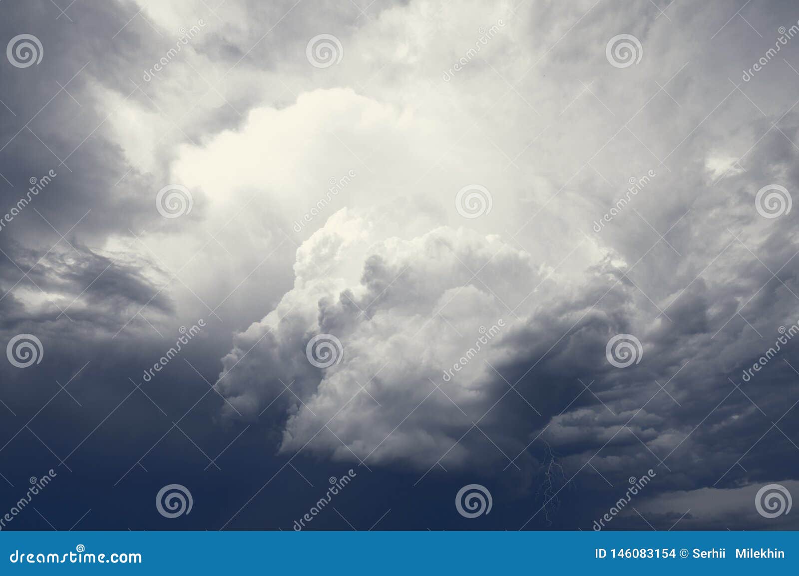 Sky-overlays. Dramatic Sky and Lightning Stock Photo - Image of cloudy ...