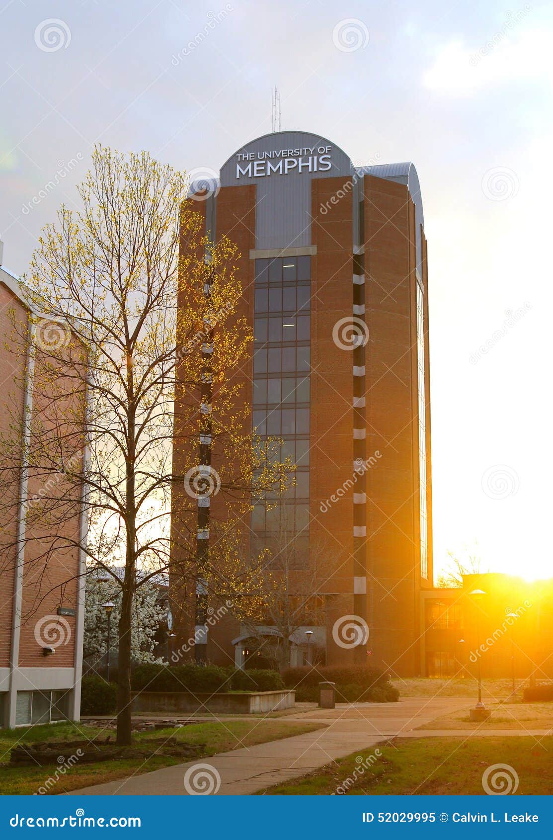 The University of Memphis Campus Building Editorial Image - Image of ...