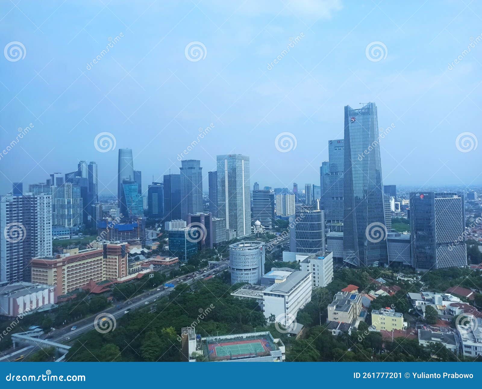 Sky Scrapper High Building City Editorial Photo - Image of ...