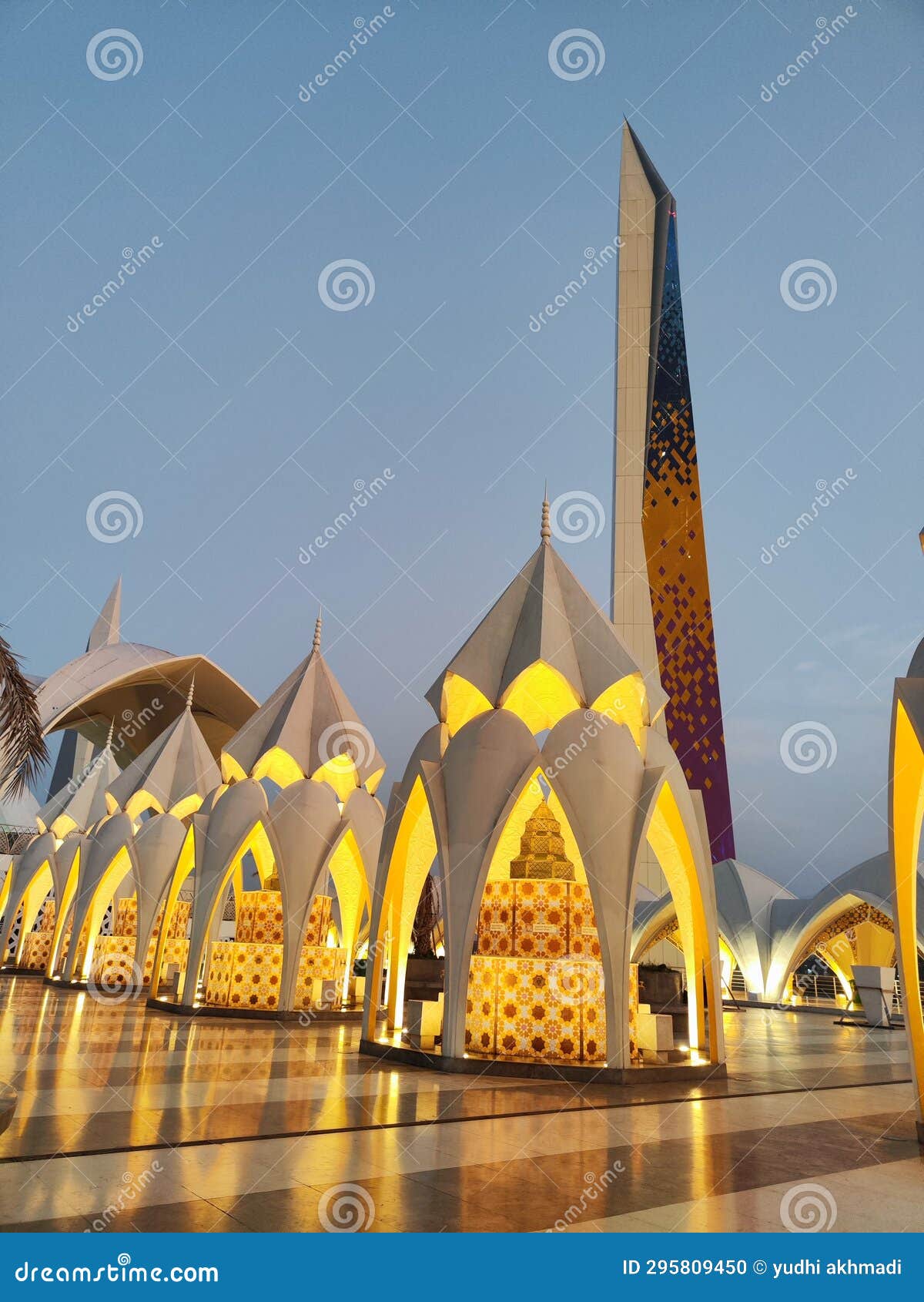 Sky tower al jabbar mosque stock photo. Image of mosque - 295809450