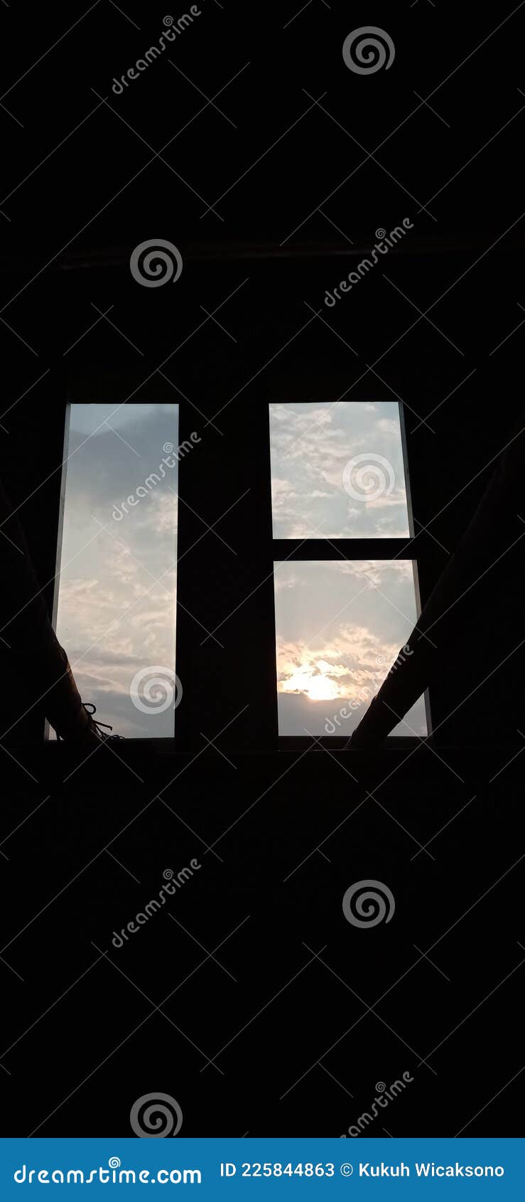 Sky View between the Windows Stock Image - Image of cloud, blue: 225844863