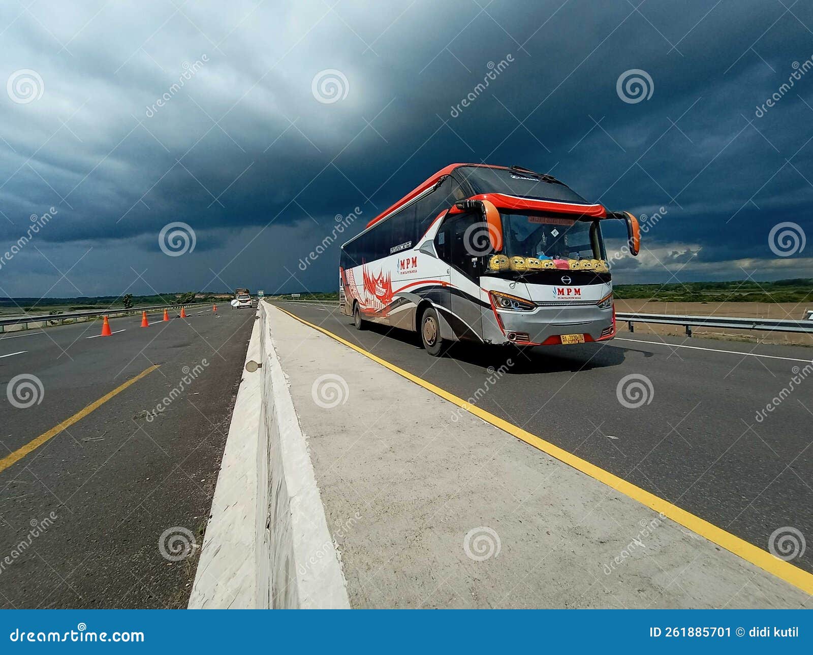 The Sky Was Black and a Bus Was Moving Fast Editorial Photo - Image of ...
