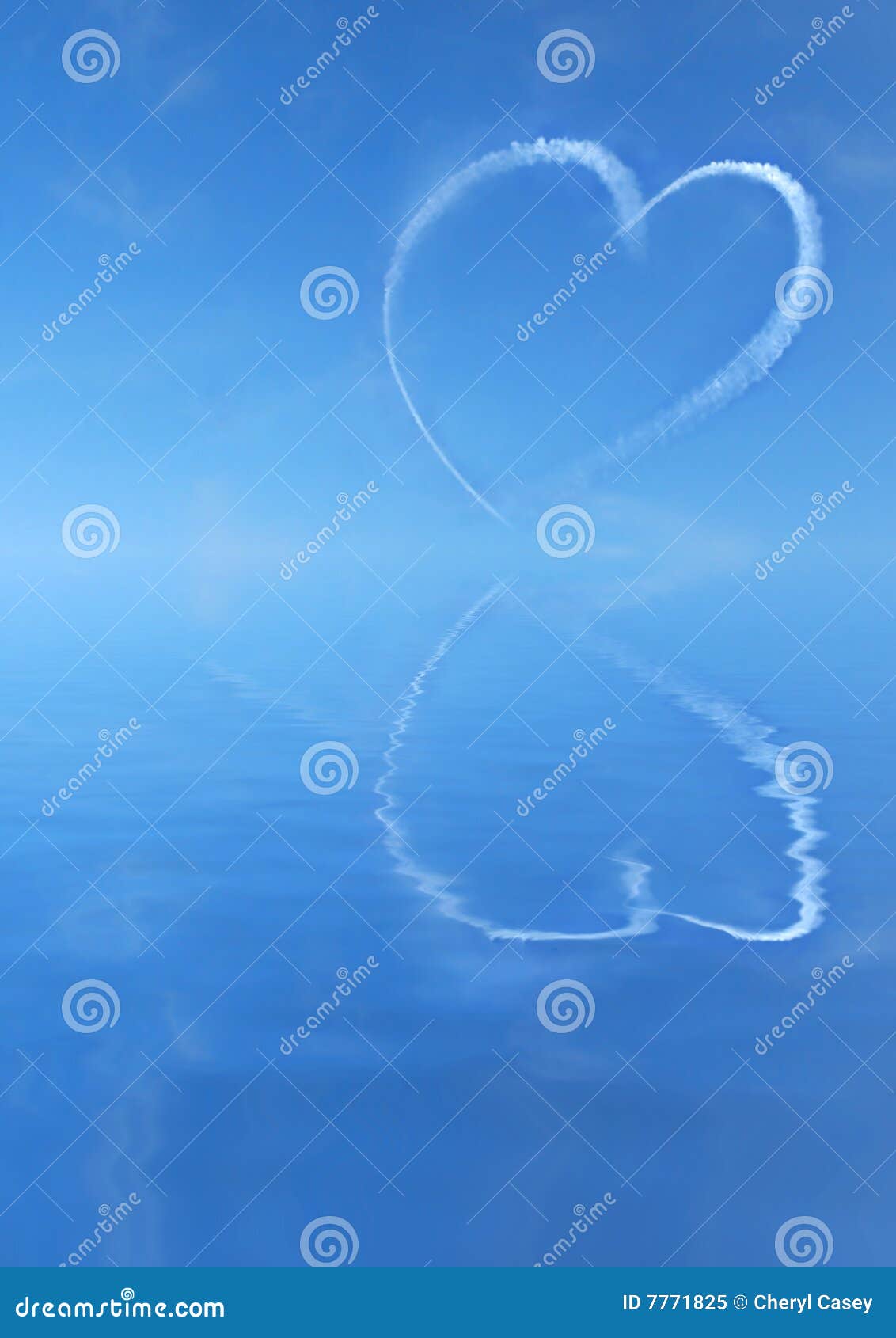 Sky Writing Heart Over Water Stock Image - Image of cloud, wave: 7771825