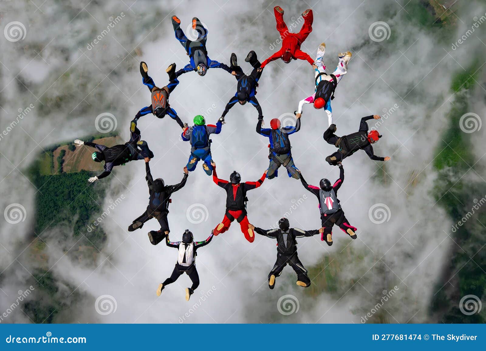 Skydiver Beautiful Teamwork Formation Editorial Stock Image - Image of ...