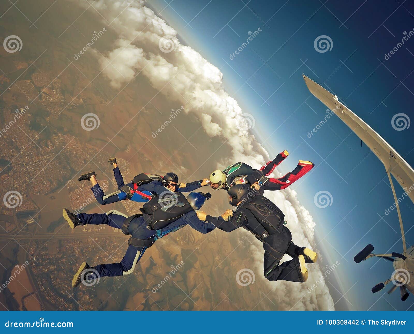 Skydiving Four Way Team Formation Editorial Photography - Illustration ...