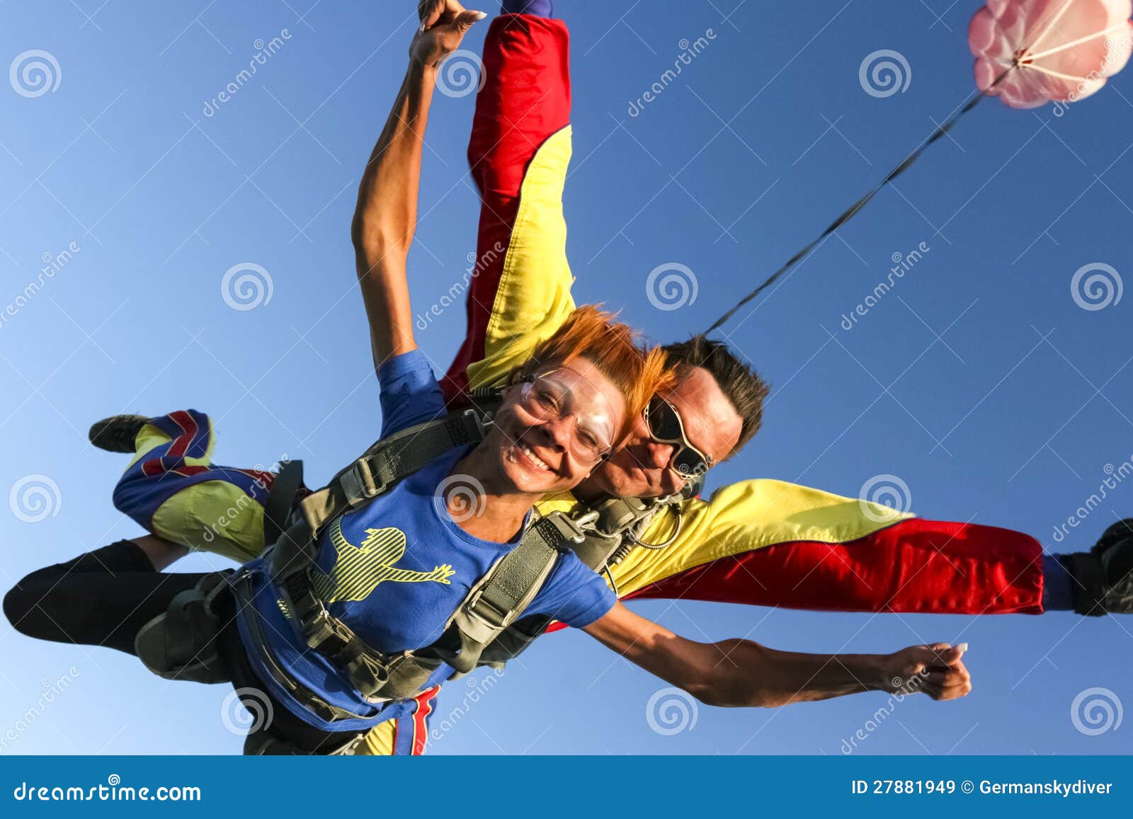 Skydiving photo. Tandem. stock image. Image of parachuting - 27881949
