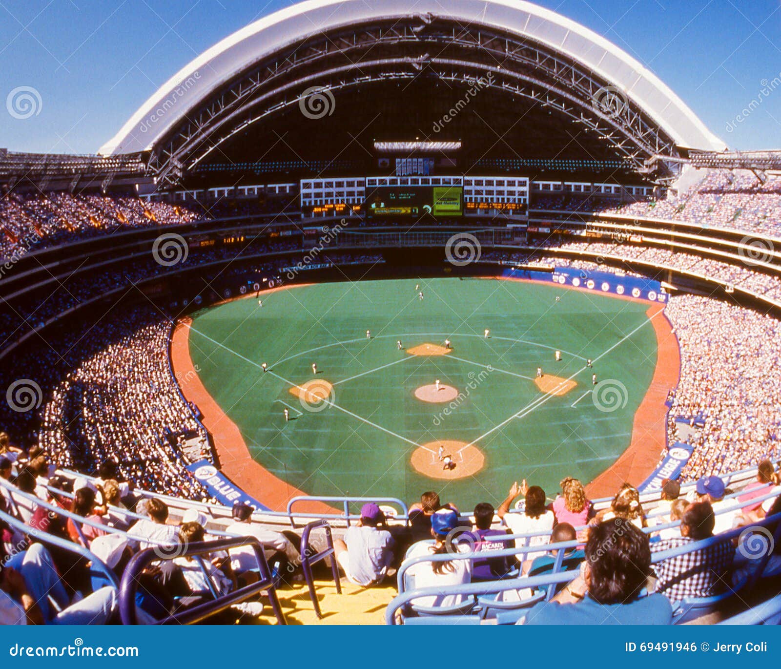 Skydome, Toronto, Canada. editorial photo. Image of scanned - 69491946