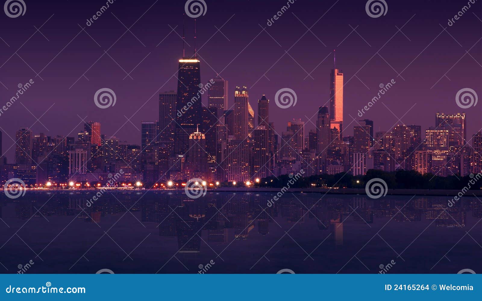 1,206 Chicago Skyline Mirror Stock Photos - Free & Royalty-Free Stock ...