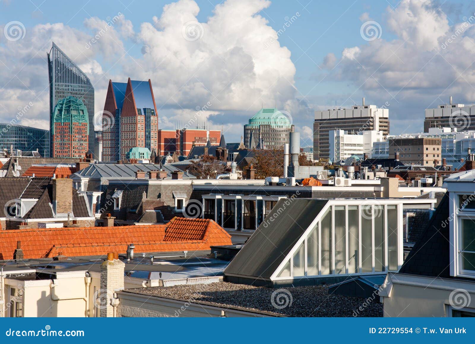 Skyline De Haia, Cidade Governamental Holandesa Foto de Stock - Imagem ...