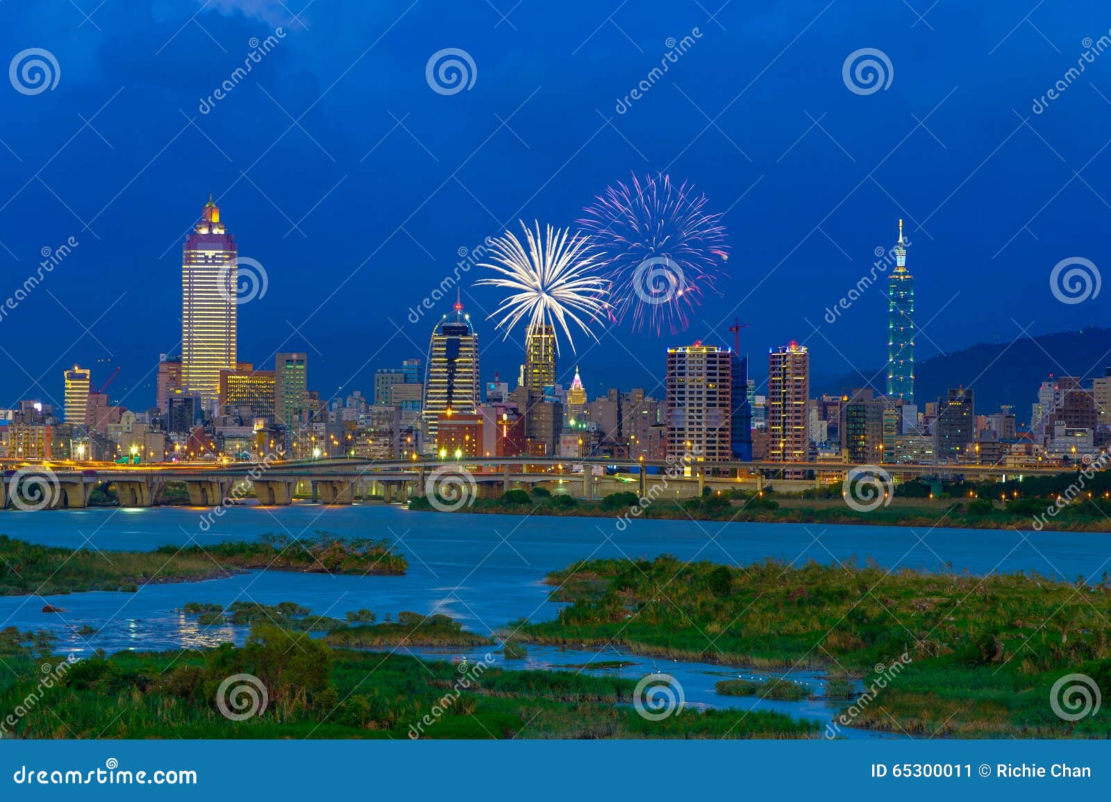 Skyline Of Taipei Cityscape Taipei 101 Building Of Taipei Financial ...