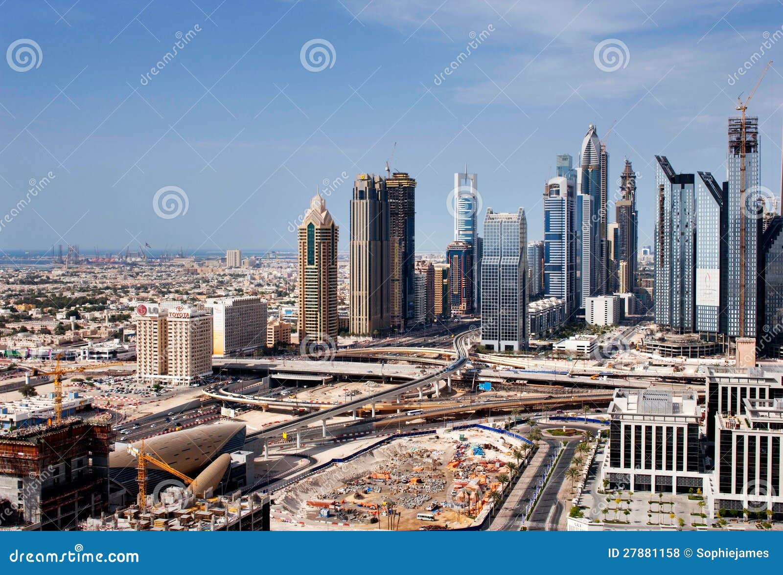 A Skyline View of Dubai, UAE Editorial Stock Photo - Image of ...