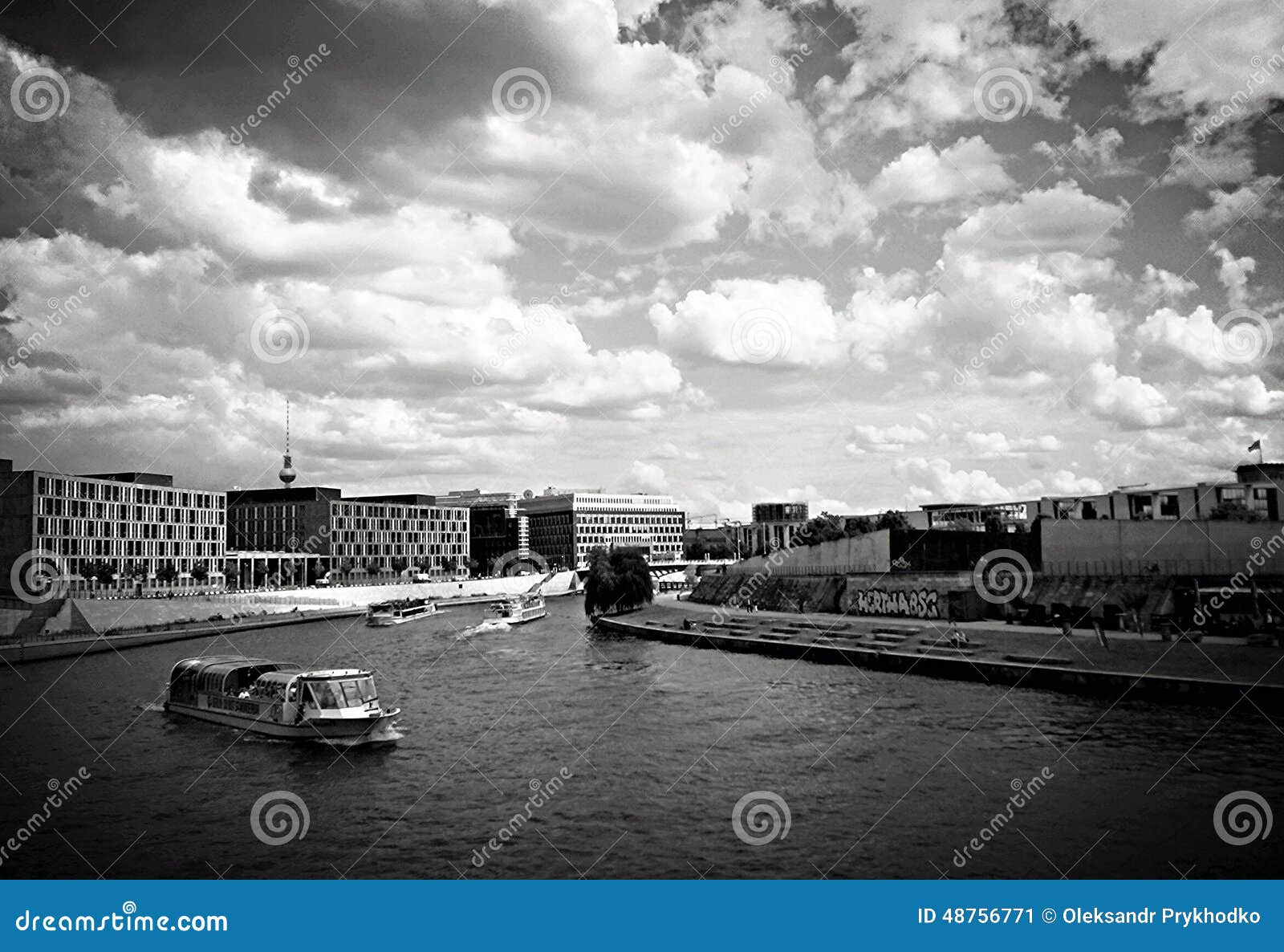 Skyline View of Spree River in Berlin City, Germany Editorial Photo ...
