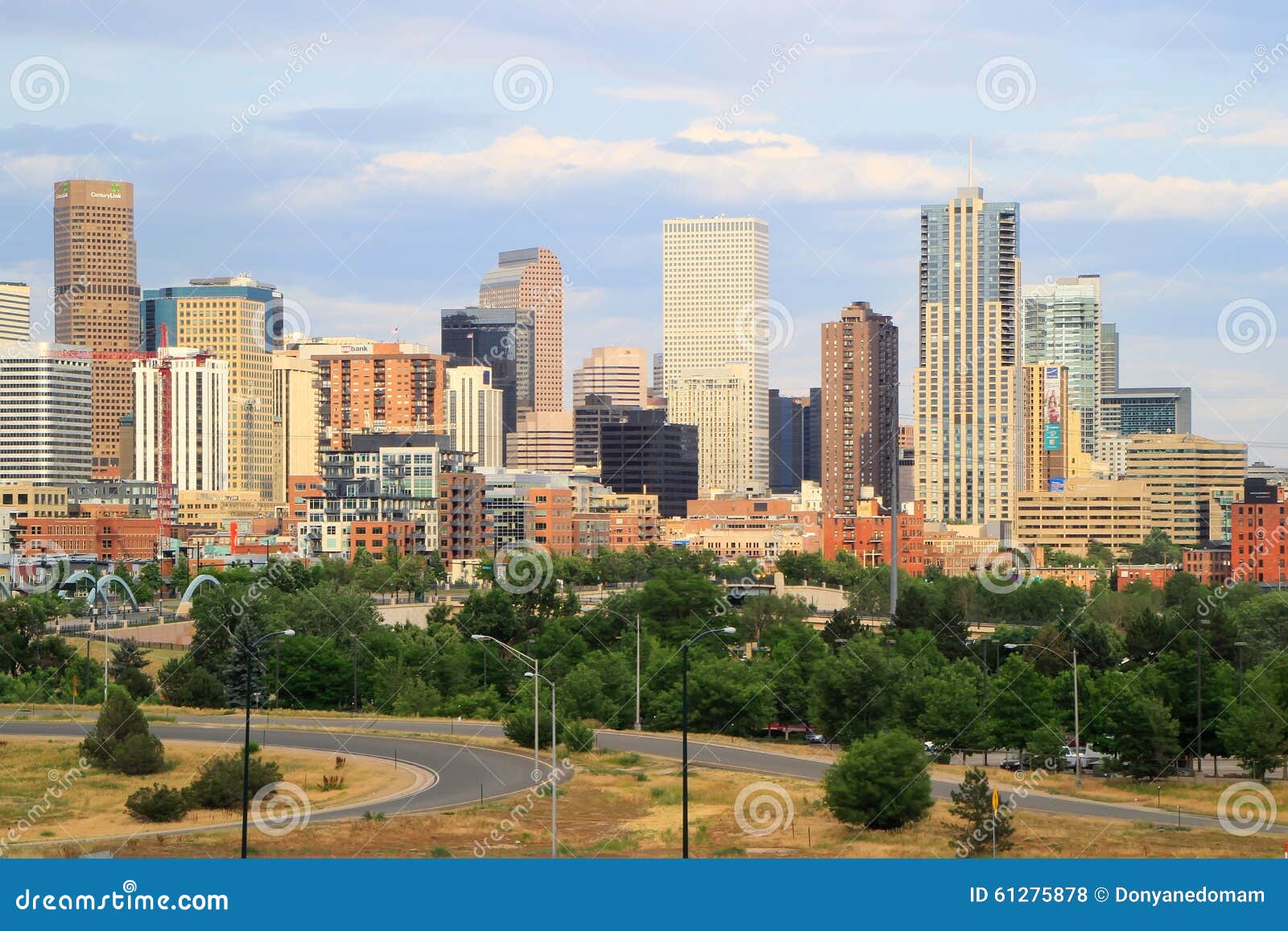 Skyline Von Denver in Colorado, USA Redaktionelles Stockfoto - Bild von ...