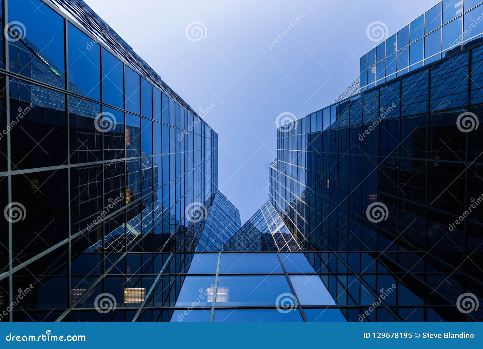 Skyscraper bottom up view stock image. Image of campus - 129678195
