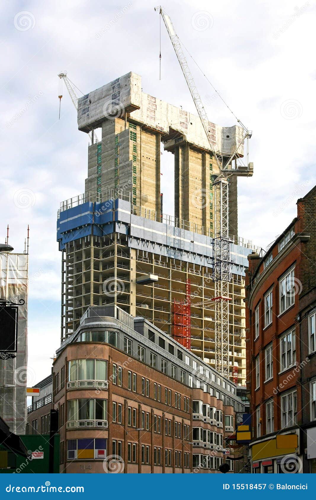 Skyscraper construction stock image. Image of skyscraper - 15518457
