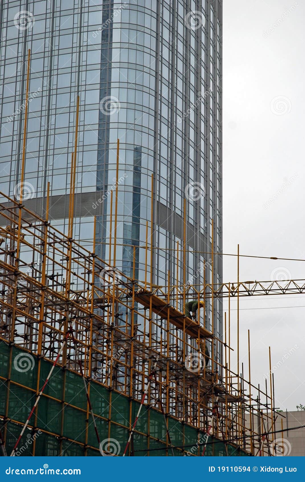 Skyscraper in construction stock photo. Image of builder - 19110594