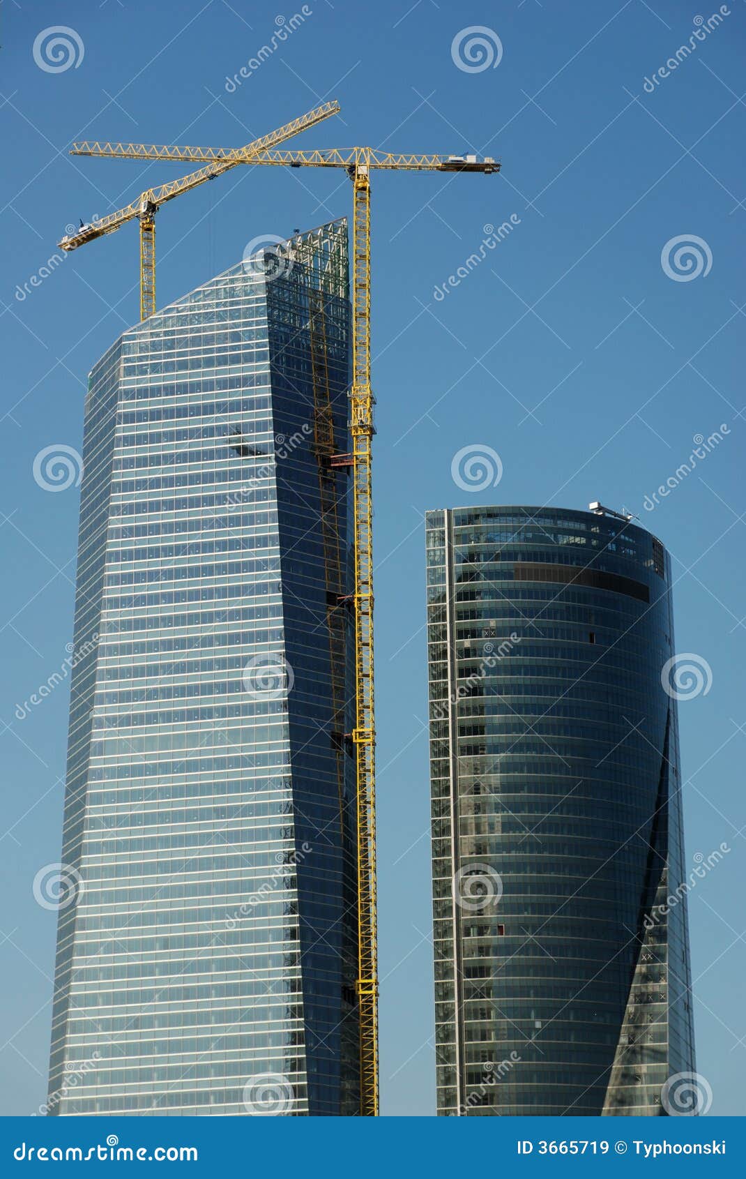 Skyscraper Construction Site Stock Image - Image of shape, urban: 3665719