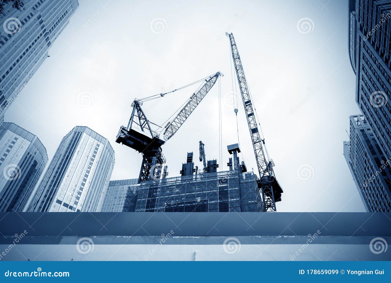Skyscraper Construction Site Stock Image - Image of apartment ...