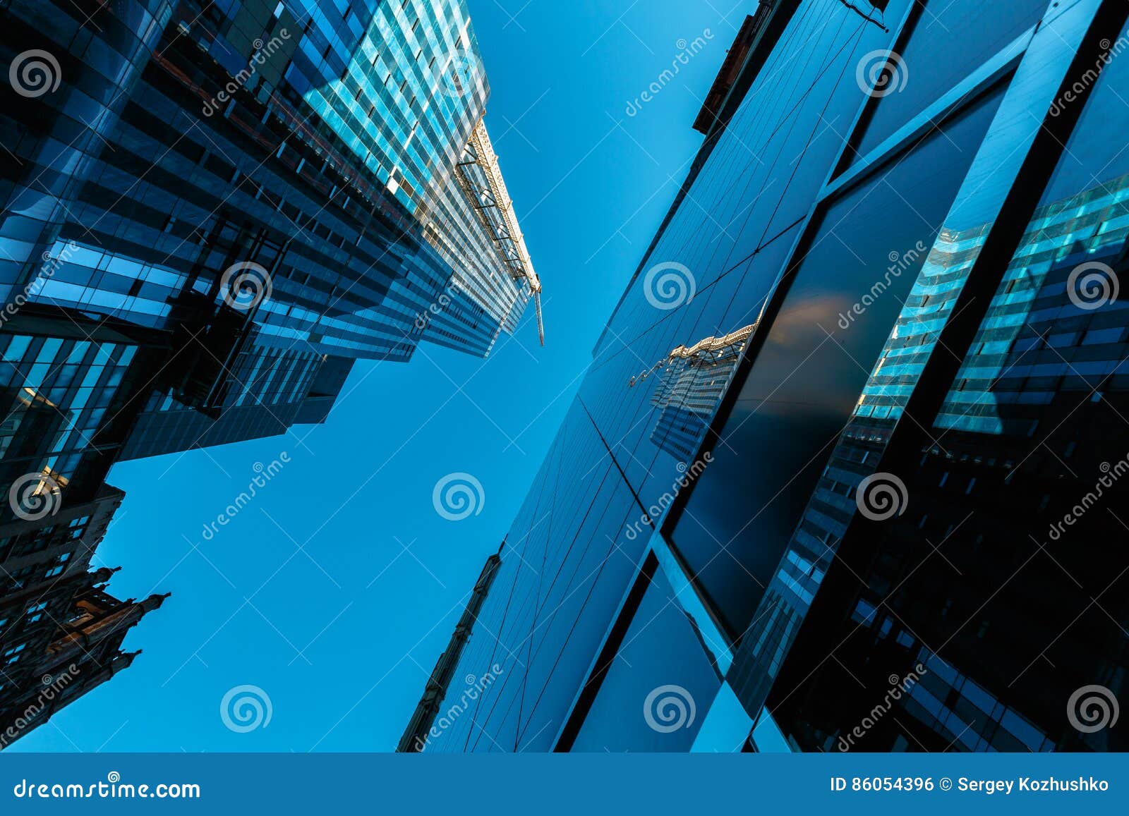 Skyscraper Reflection Blue Sky Editorial Photo - Image of building ...