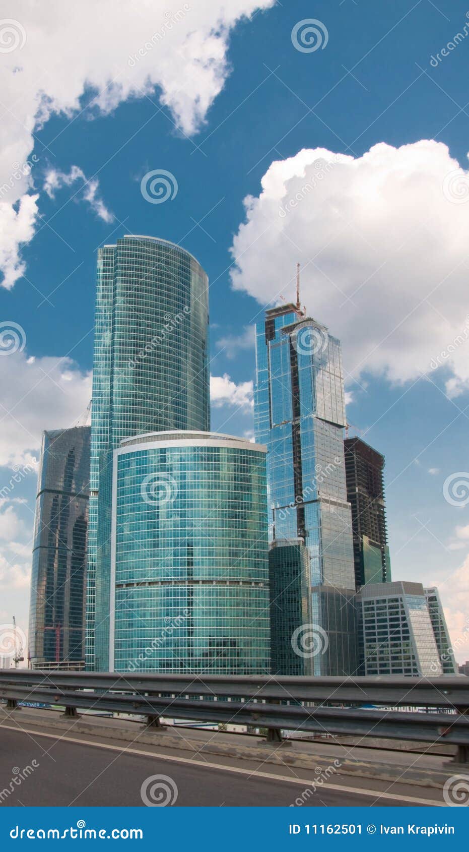 Skyscraper with Reflection of the Sky Stock Image - Image of cloud ...