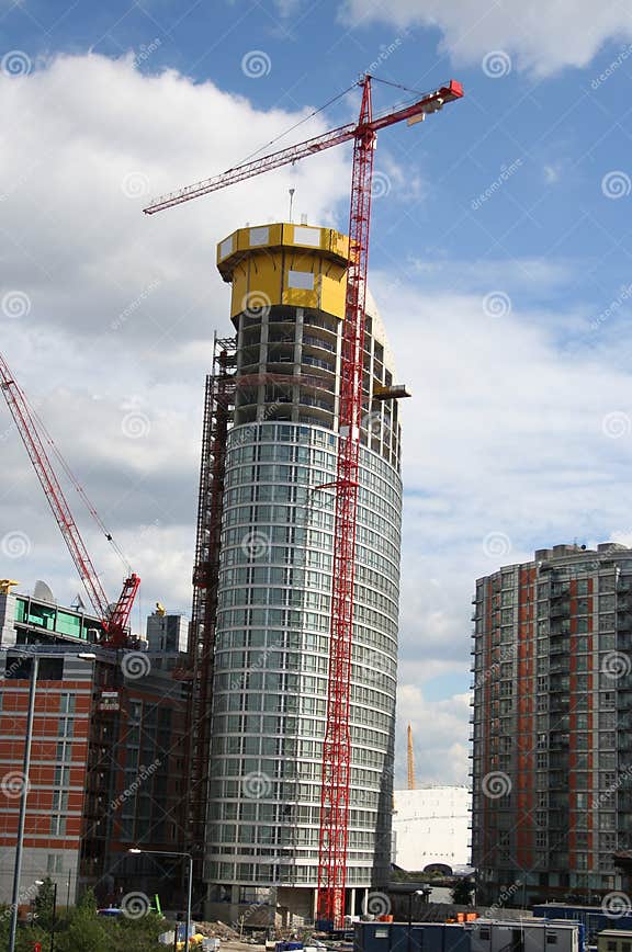 Skyscraper Under Construction Stock Photo - Image of crane ...