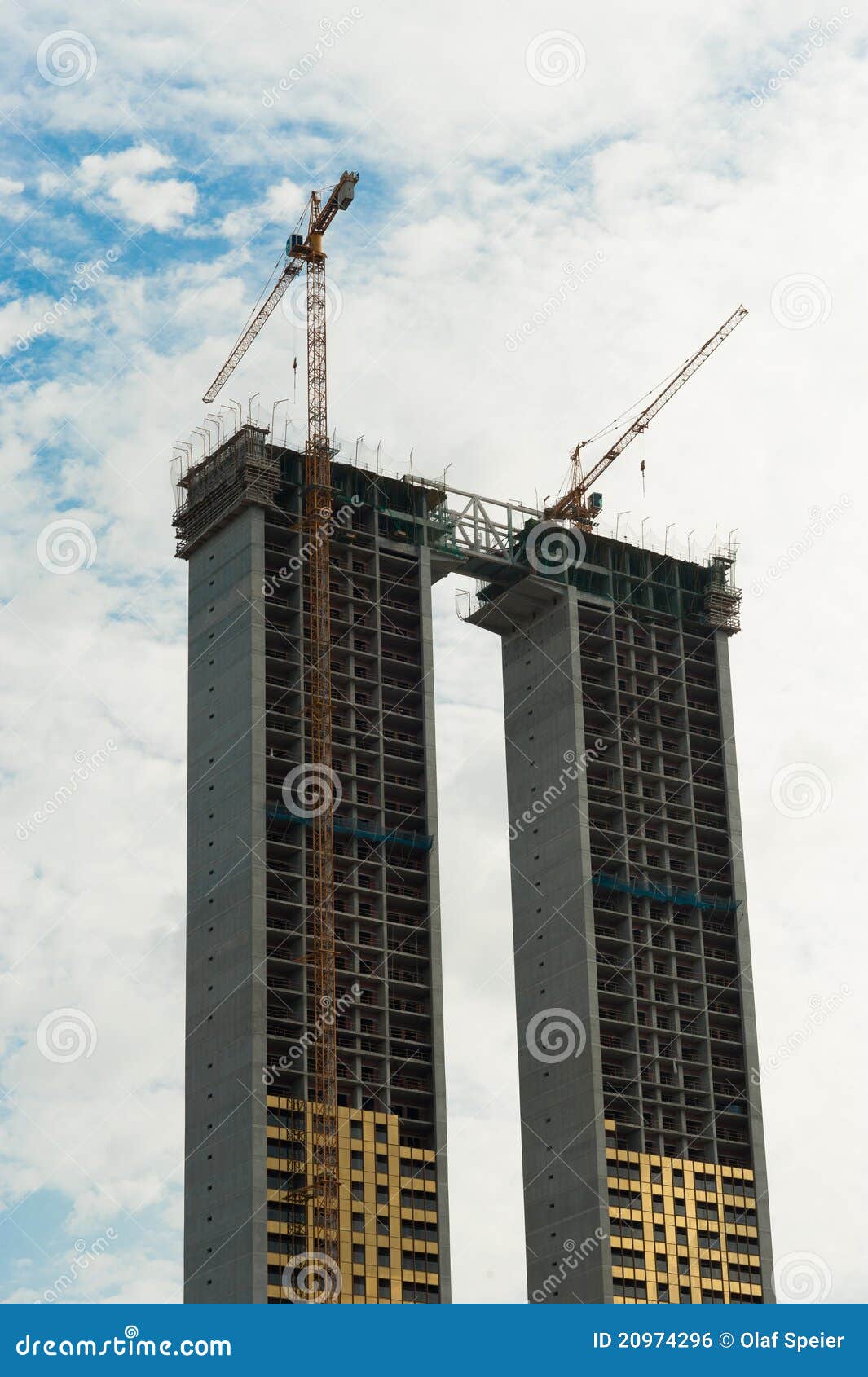 Skyscraper Under Construction Stock Photo - Image of unfinished ...