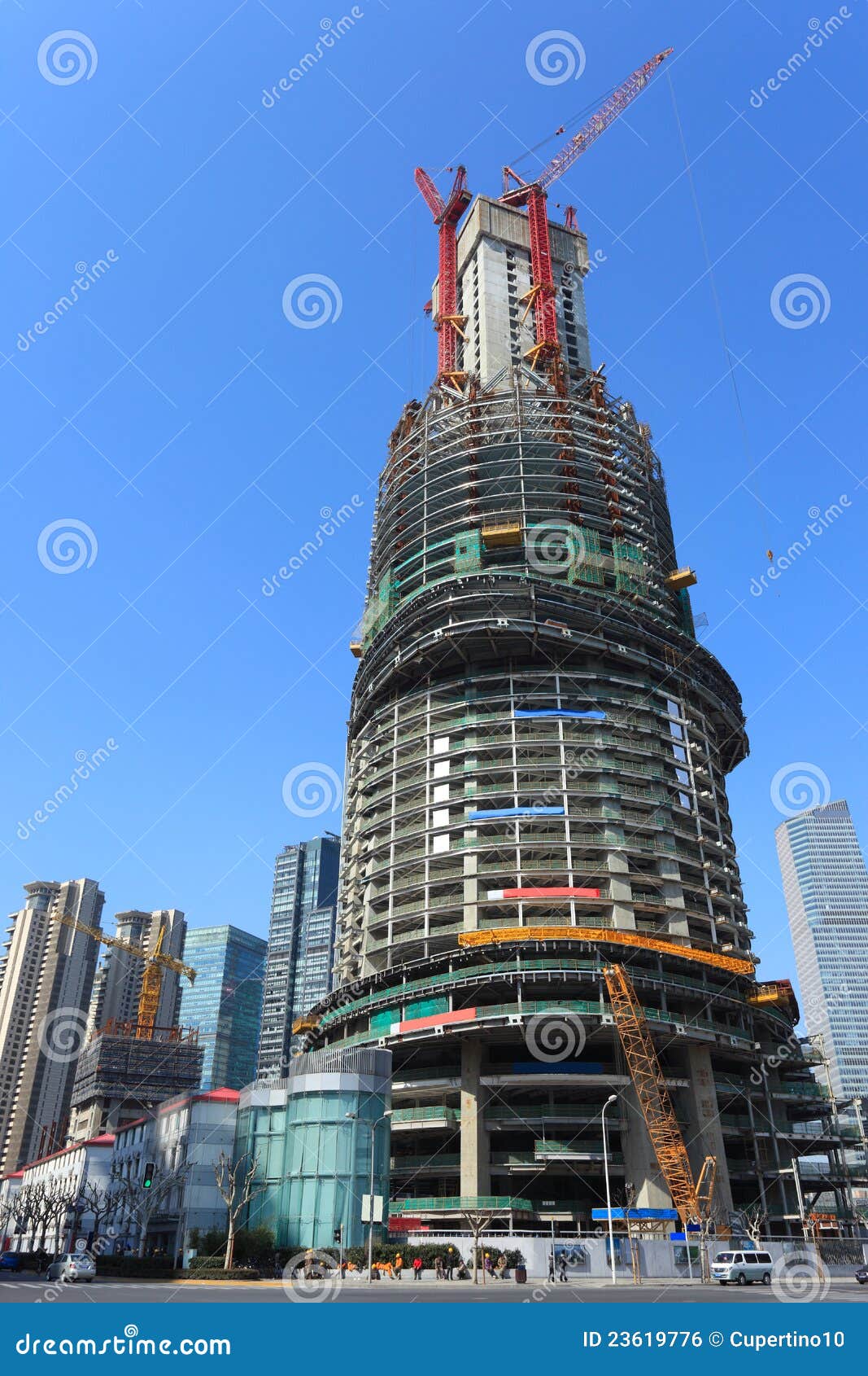 Skyscraper Under Construction Stock Photo - Image of male, industry ...