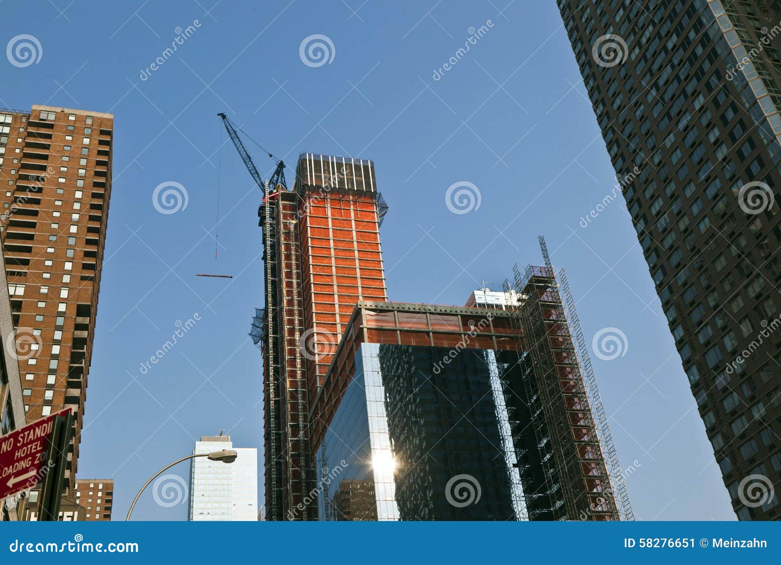 Skyscraper Under Construction Stock Image - Image of commerce, house ...